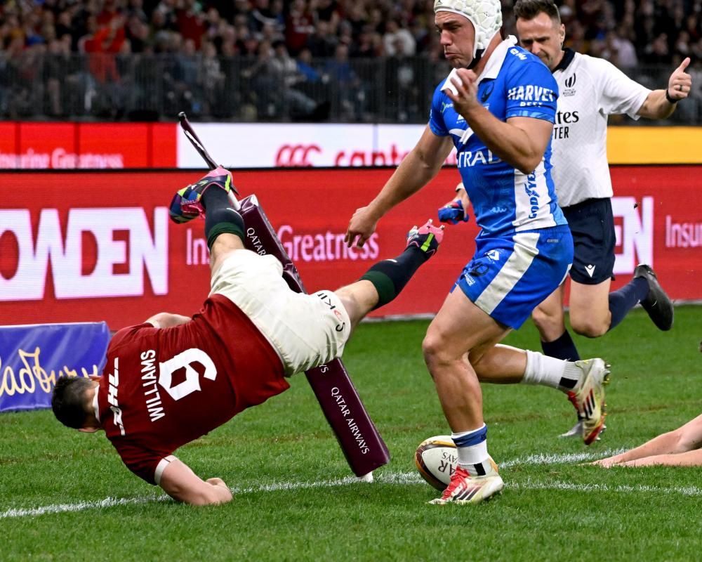 Tomos Williams injury leaves Farrell’s Lions facing…