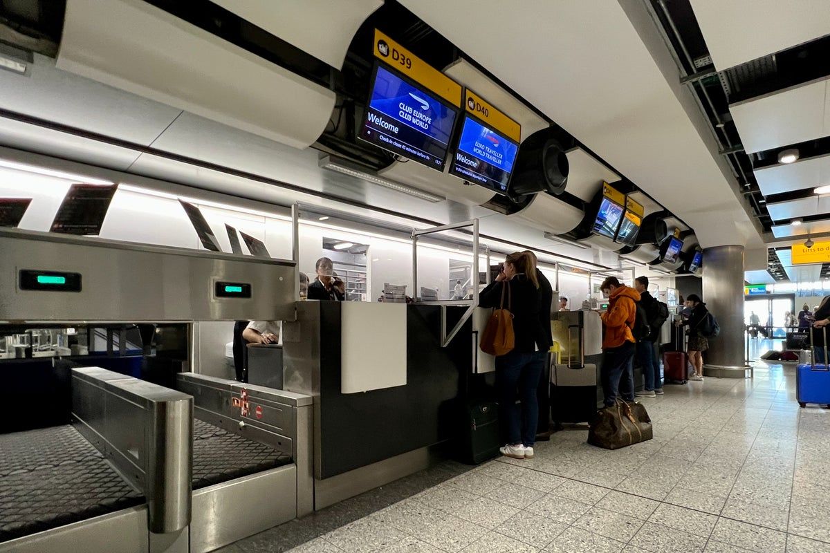 Pornstars that retired in 2025 svelte, long lean, simple