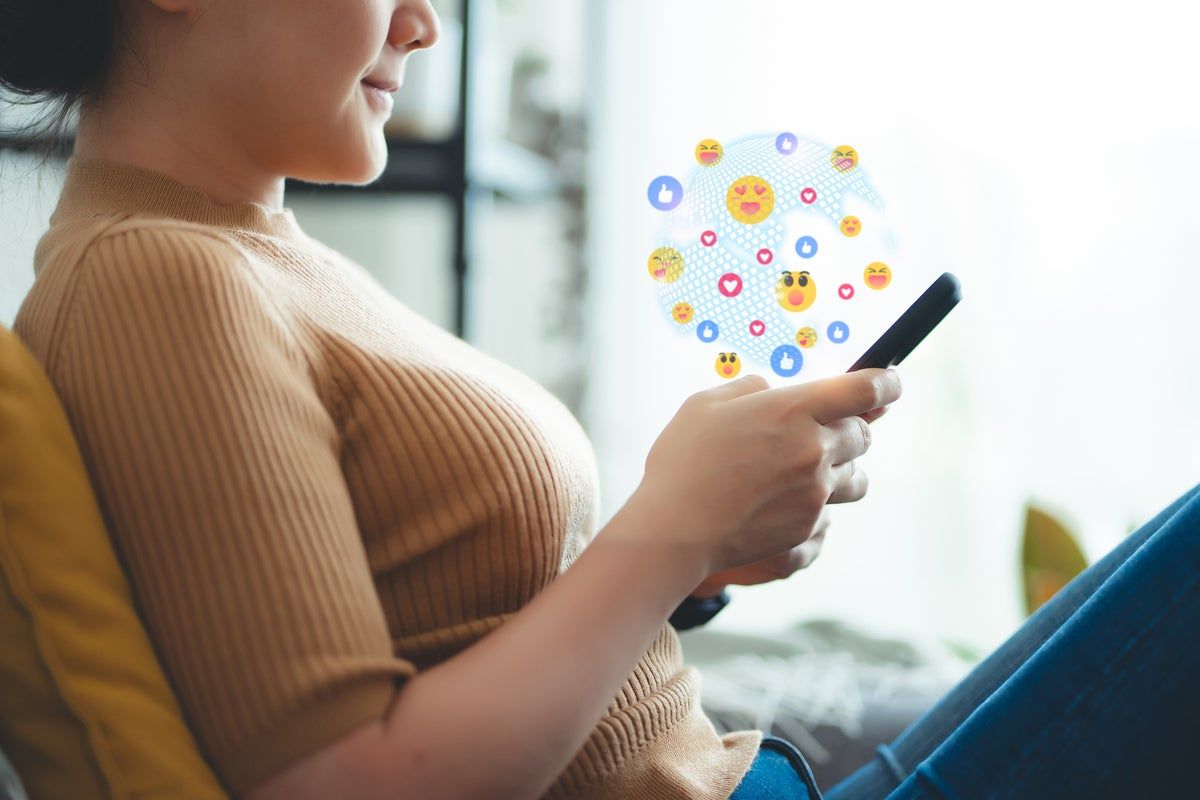 The way you use this emoji decides whether you’re Gen…