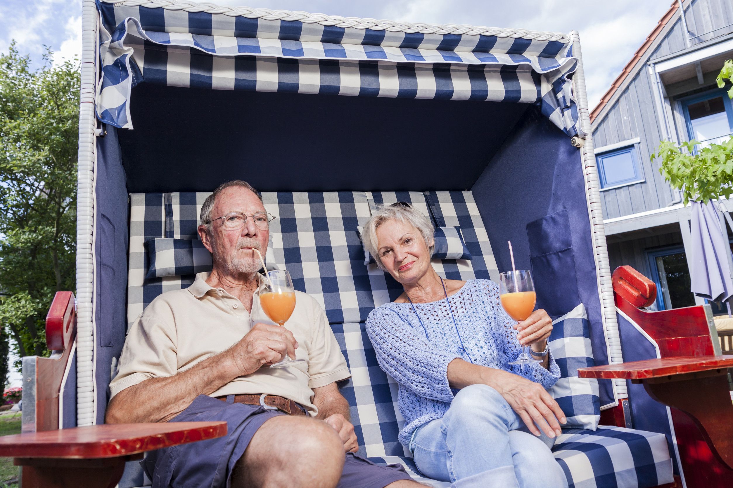 8 Retirement Communities Facing Financial Trouble—Is…