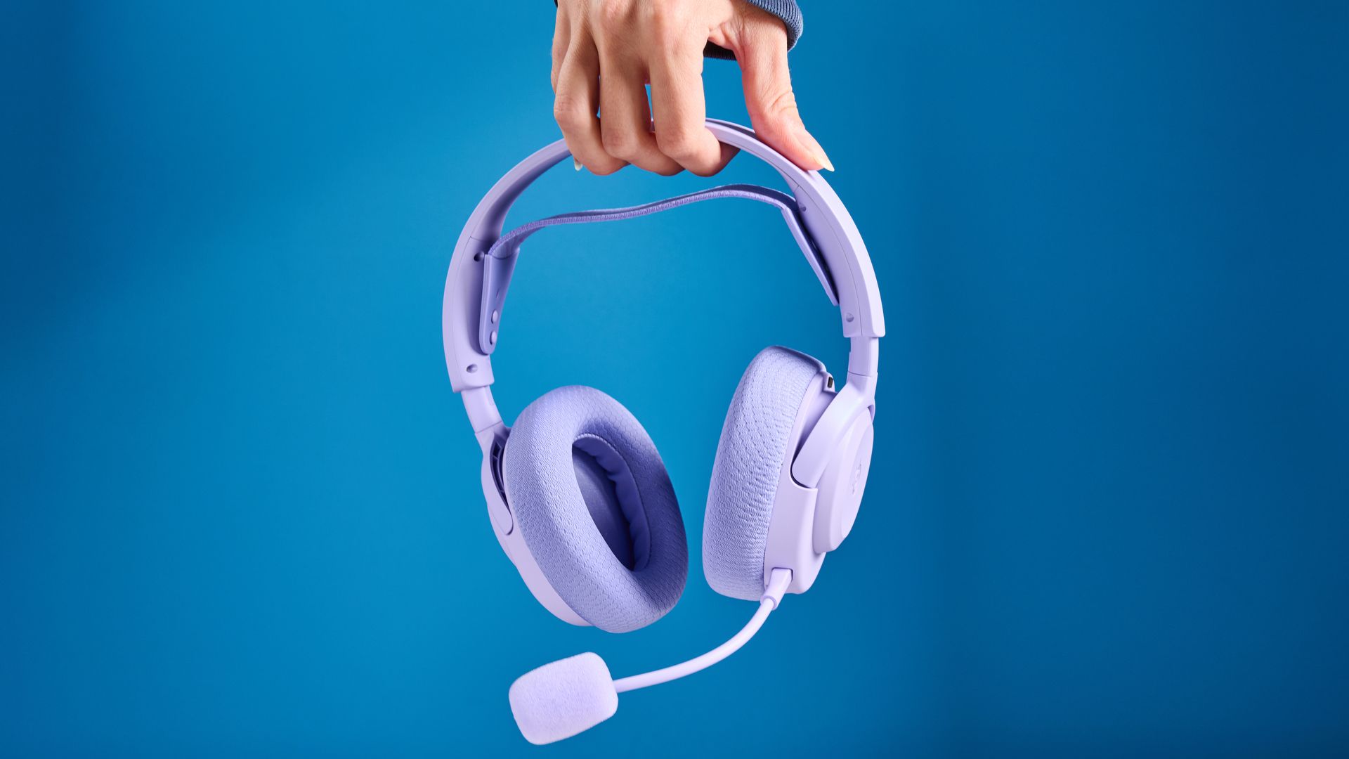 This SteelSeries headset might be the perfect, cutesy…