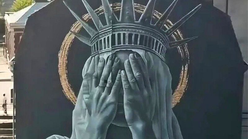 France's Lady Liberty artwork goes viral as a new…