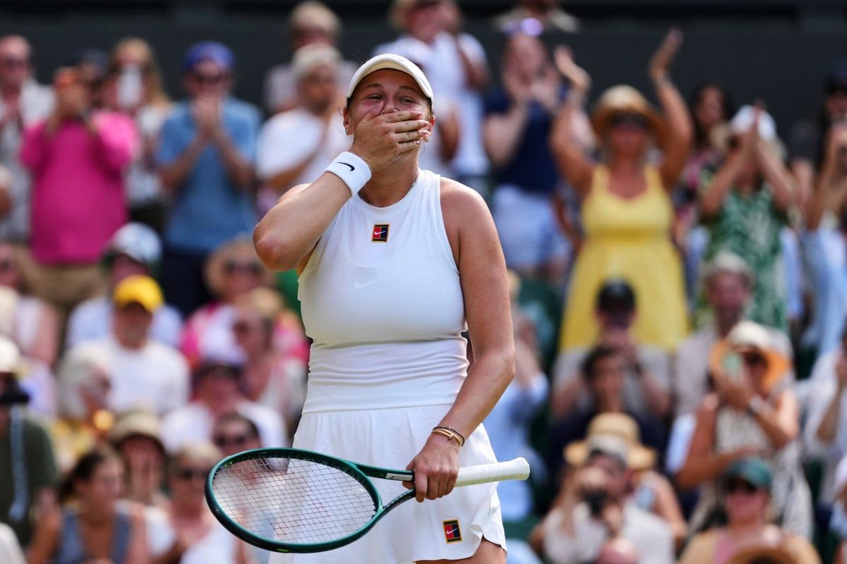 Anisimova stuns top seed Sabalenka to claim Wimbledon…