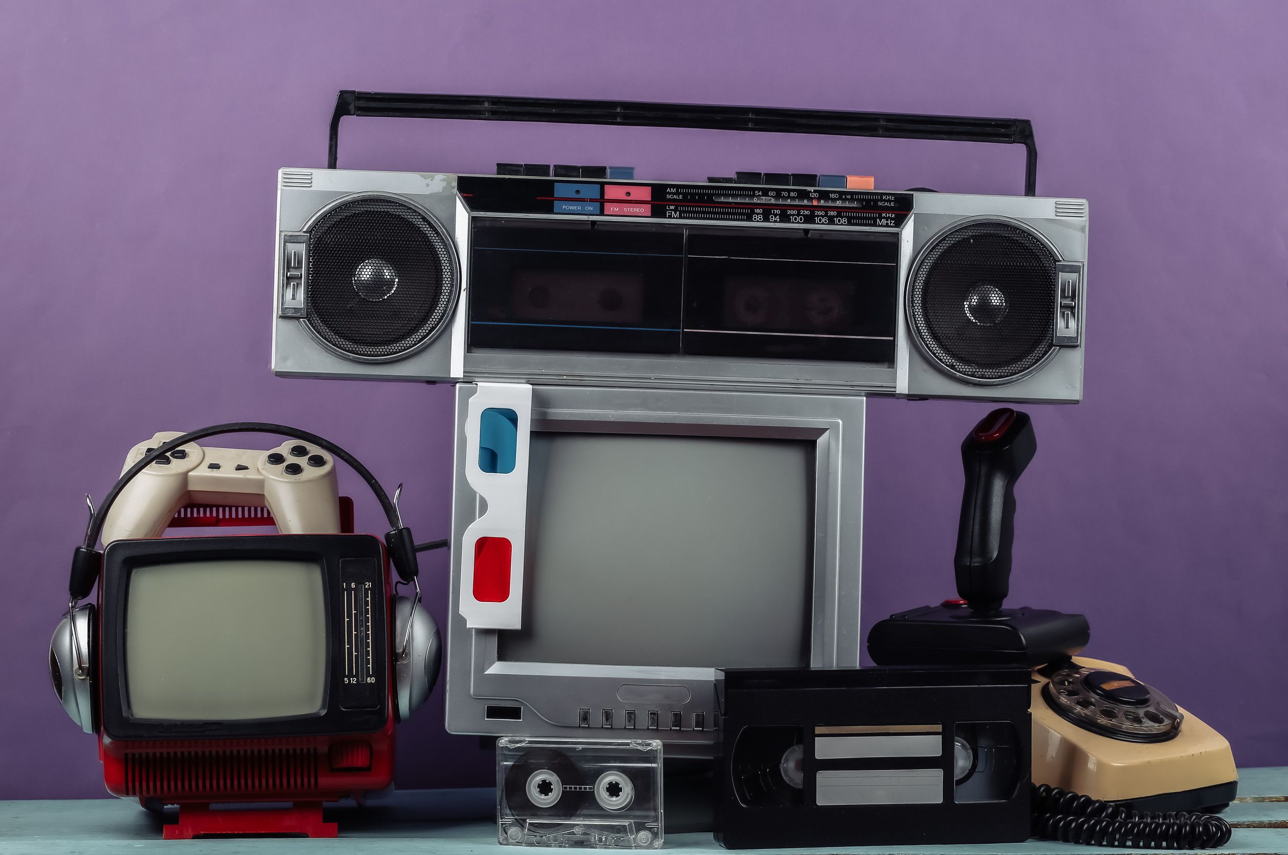 12 Things That Were Normal in the 90s But Would Be…