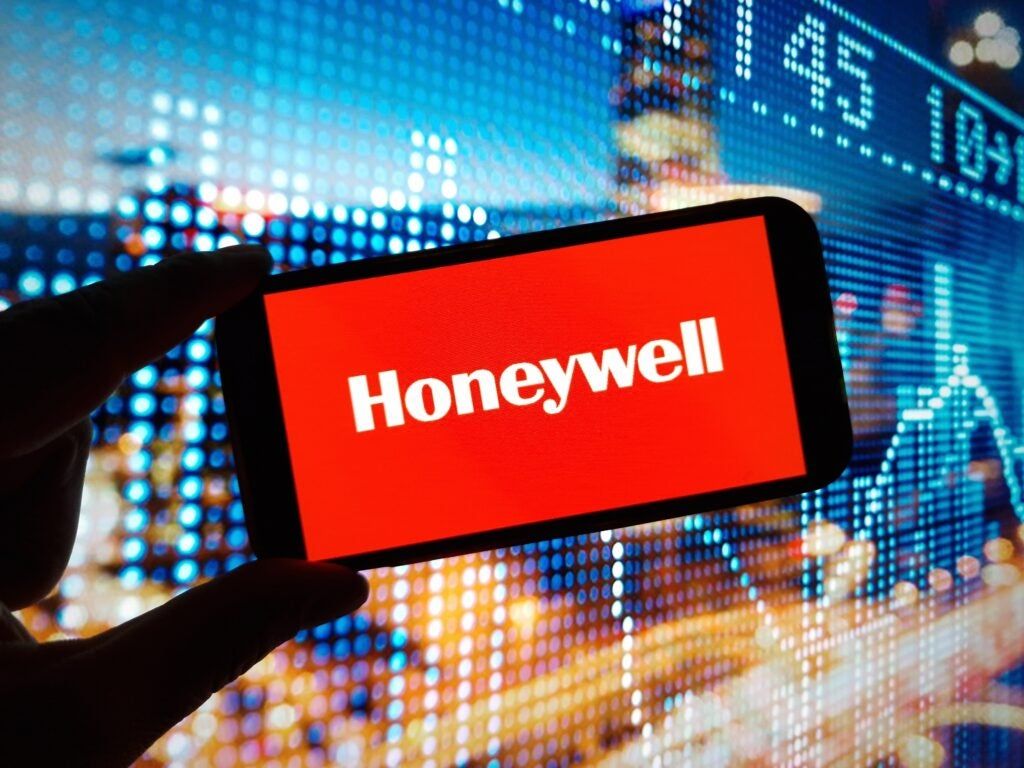 Honeywell Set To Soar? Analyst Says Smart Price Hikes,…