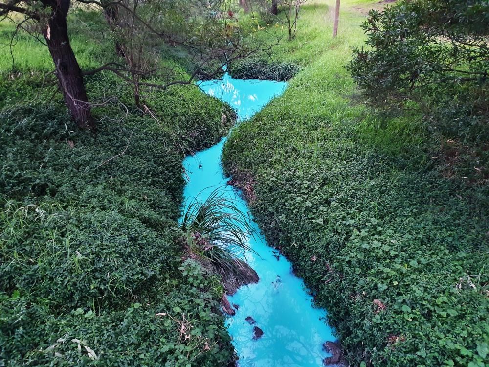 Melbourne creek turns bright blue after construction…