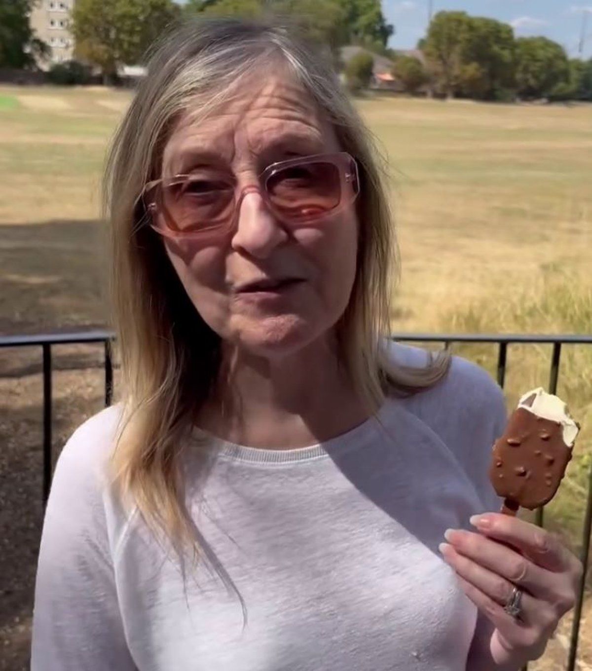 Fiona Phillips makes rare public appearance in London…