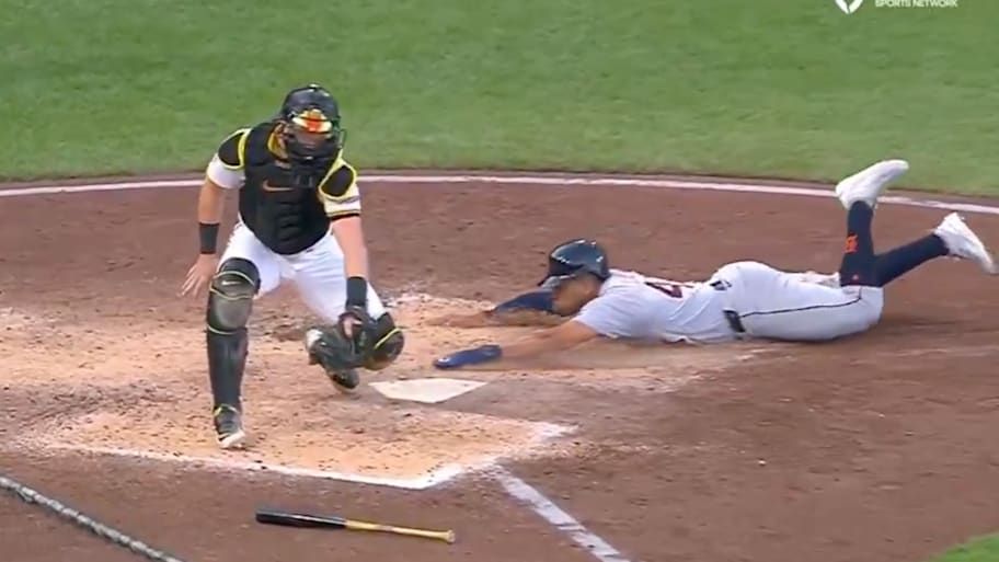 Sports Illustrated - Tigers Outfielder Forgets to Tag…