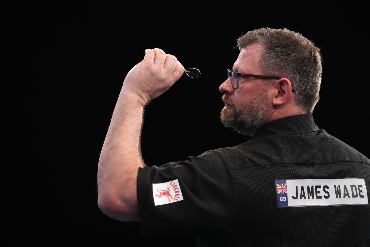 James Wade holds off Gian van Veen to reach Matchplay…
