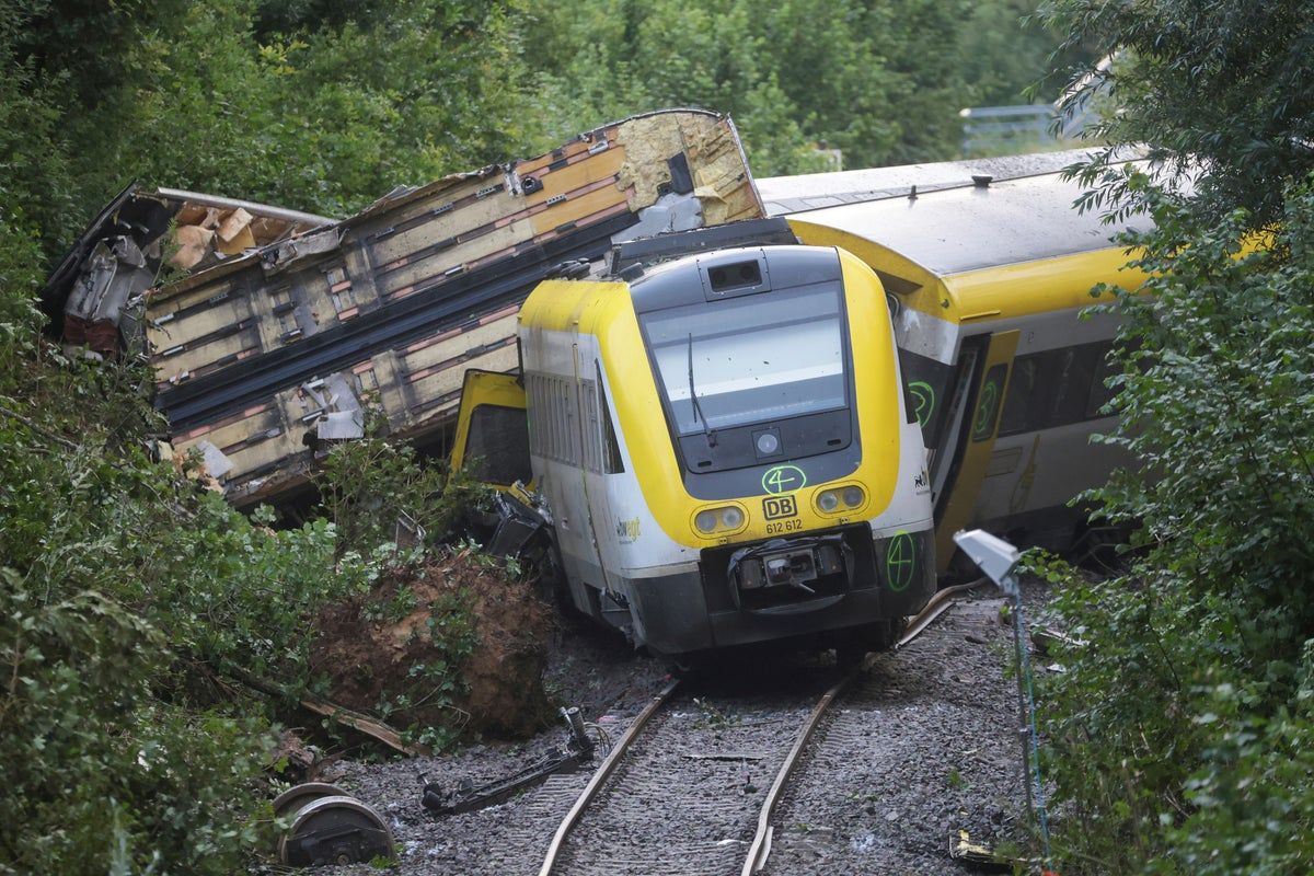Train derailment that killed 3 in Germany apparently…