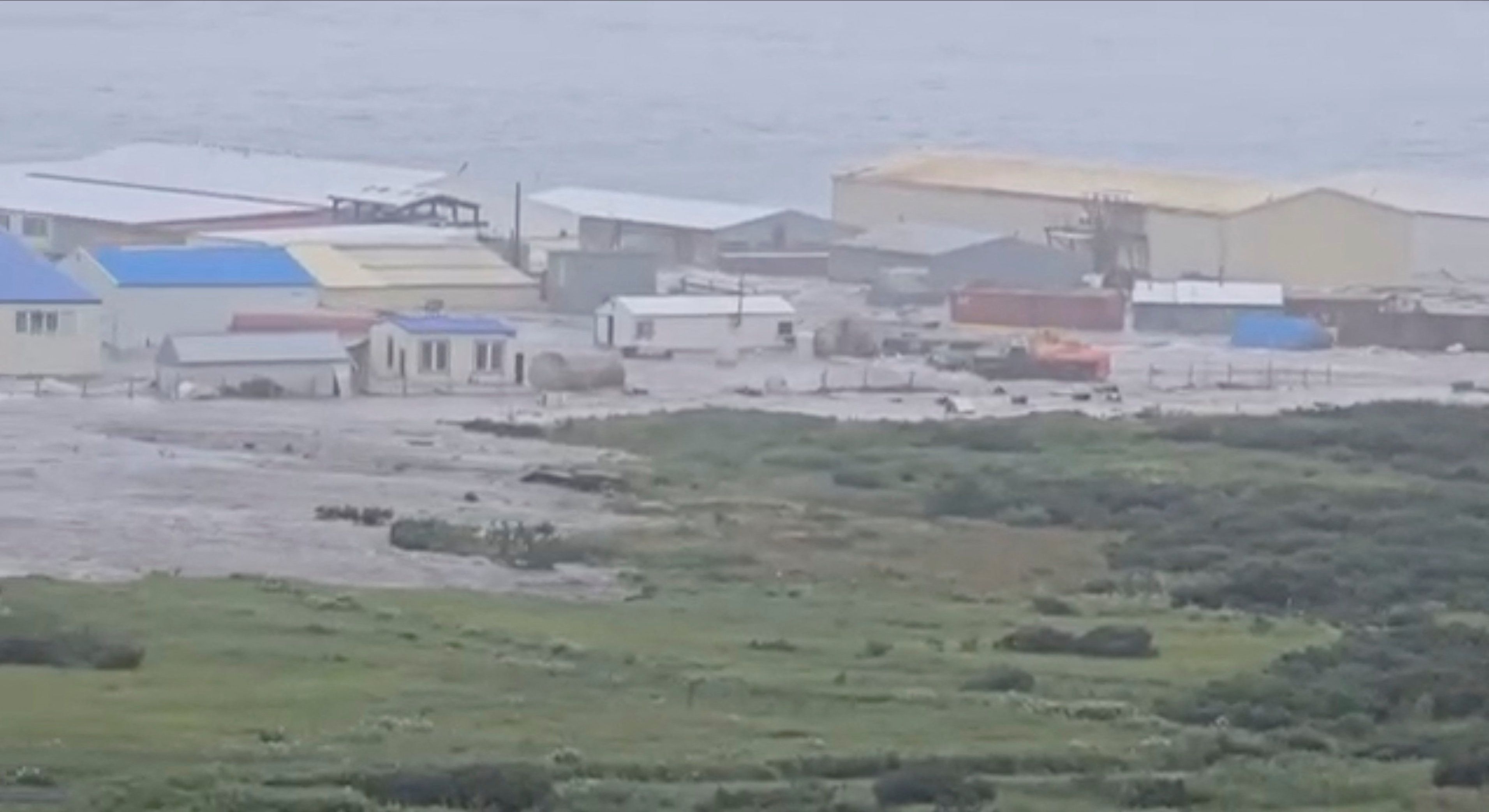 Tsunami alerts lifted in several nations after waves…