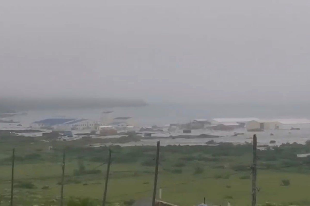 The Latest: Tsunami hits Russia’s Kuril Islands and…