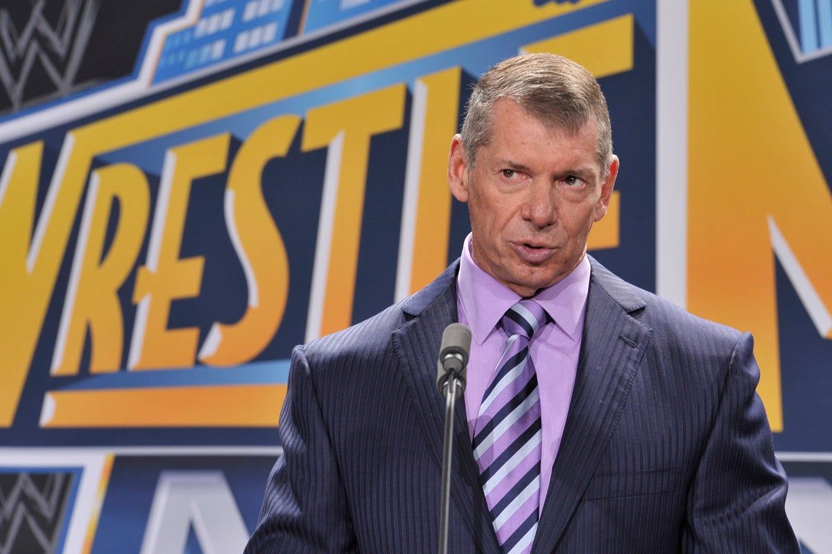 Ex WWE boss Vince McMahon is cited for highway wreck…