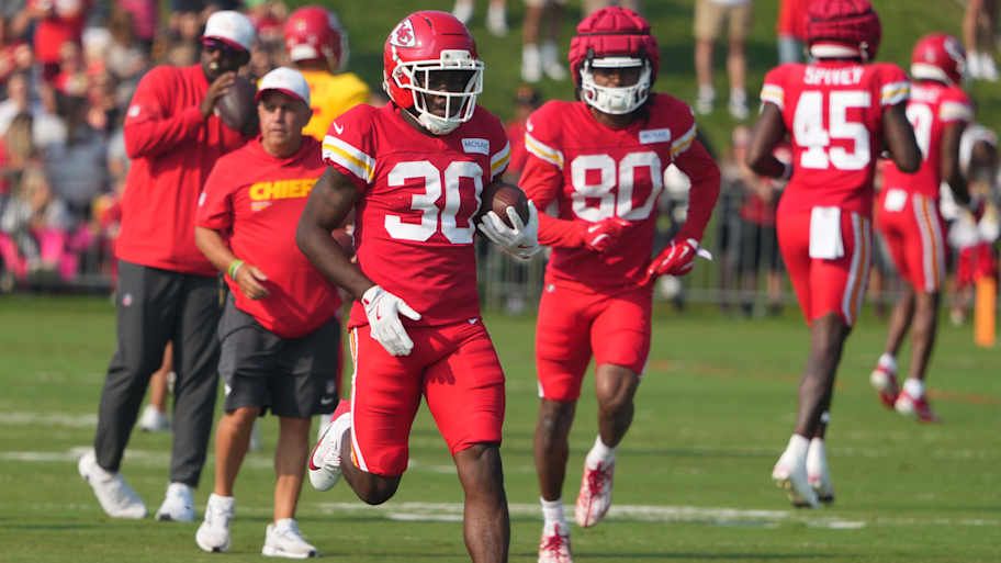 Sports Illustrated - Chiefs Camp Report 2025: Rookies…