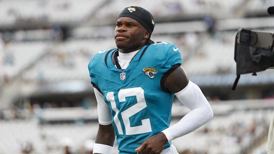 Sports Illustrated - How Travis Hunter Played on…