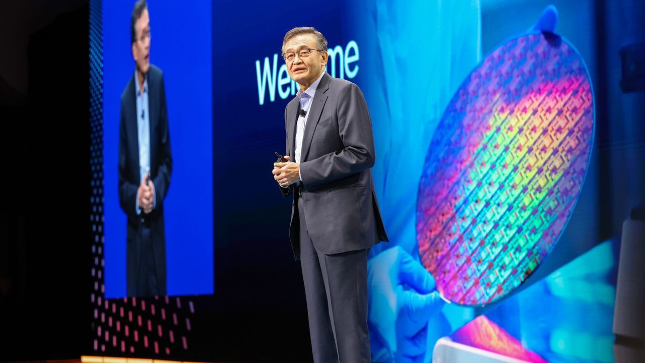 Intel CEO set to meet with President Trump and…
