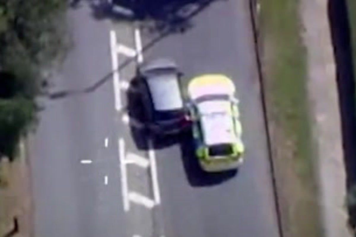 High-speed driver busted by police after dangerous…