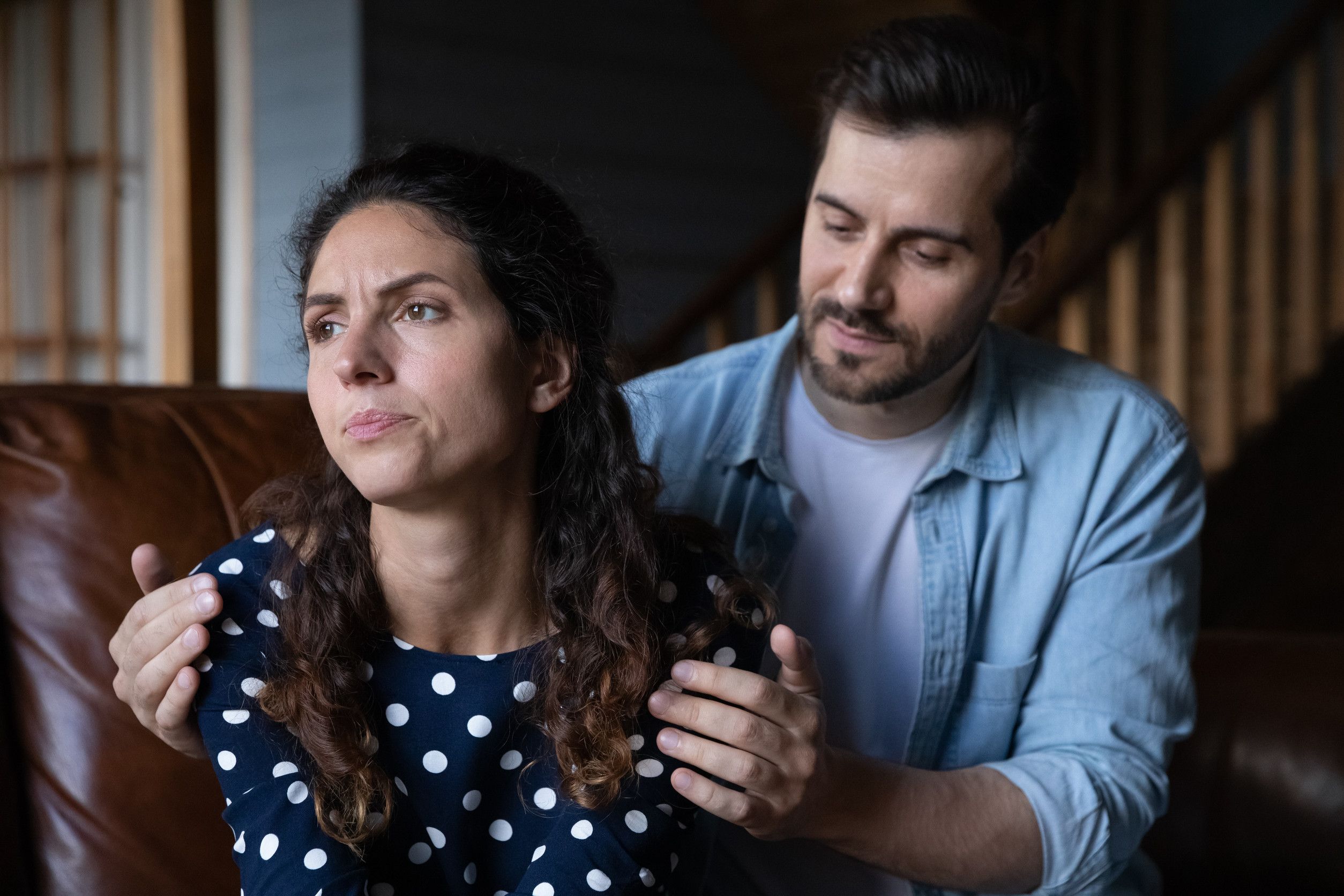 5 Things Unhappy Couples Do That Slowly Ruin Their…