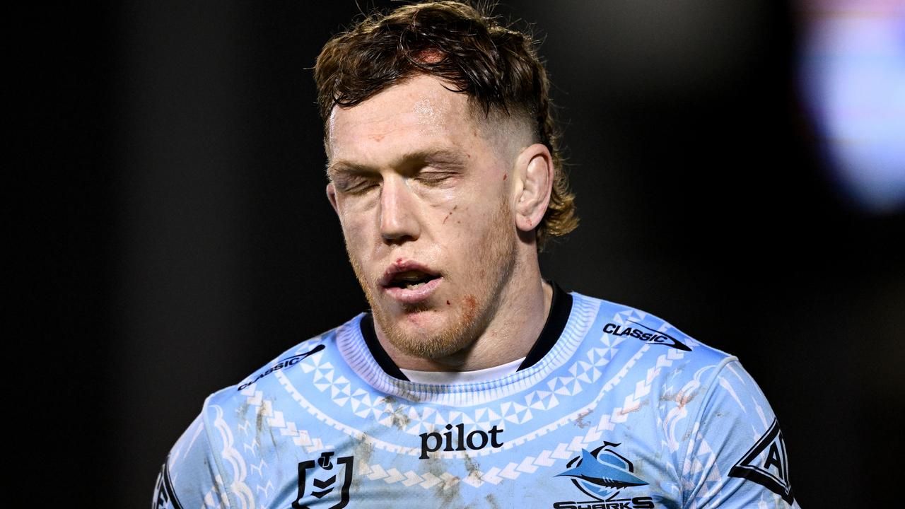 Worst injury fears confirmed for Sharks captain