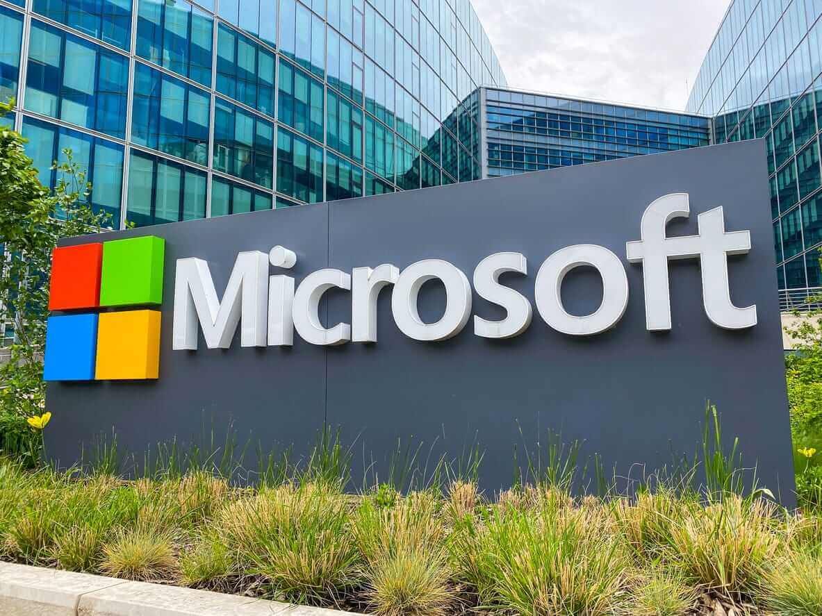 Microsoft Is Bringing AI to the NFL. What Does This…