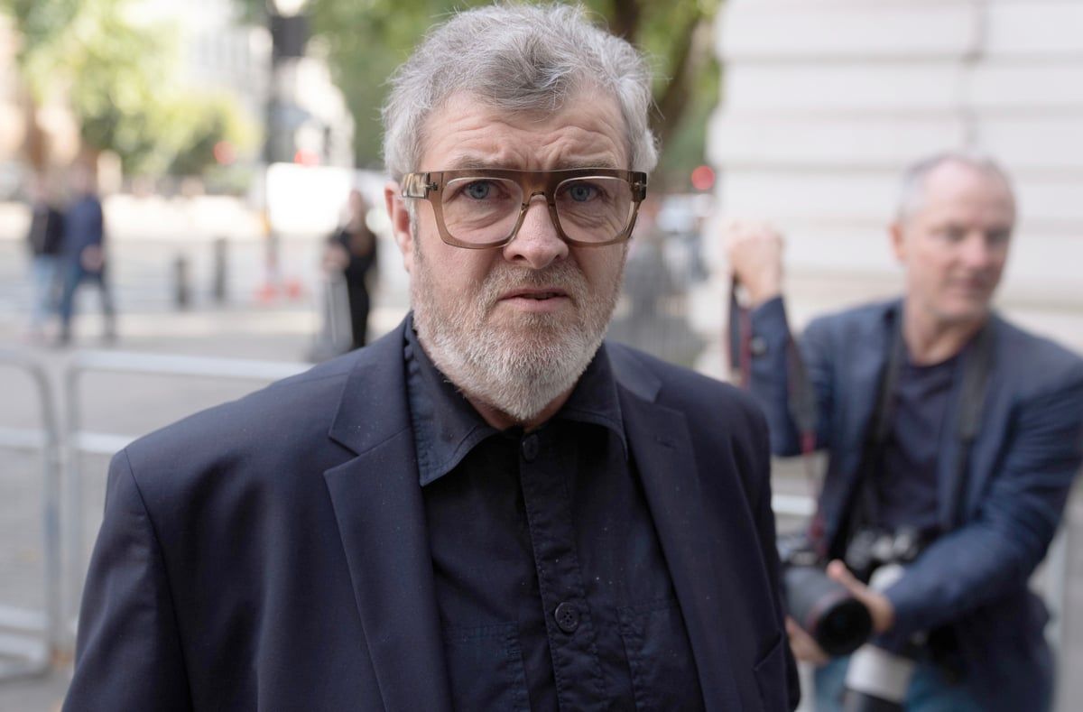 Liam and Noel Gallagher's older brother appears in…