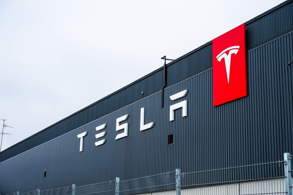 Mysterious Compact Tesla Vehicle Spotted At Giga Texas…