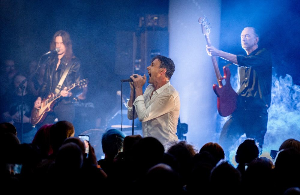 Suede are 'anti-nostalgia'