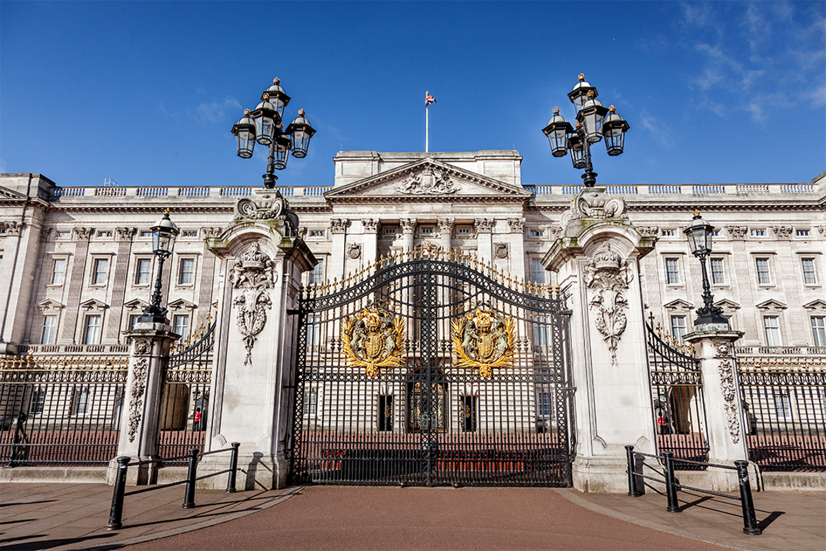 Buckingham Palace to open its first-ever Christmas…