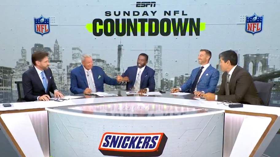 Sports Illustrated - ESPN Team Celebrates Randy Moss's…