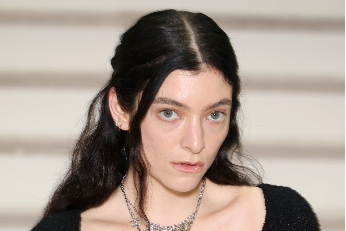 Lorde clarifies comments on gender identity after…