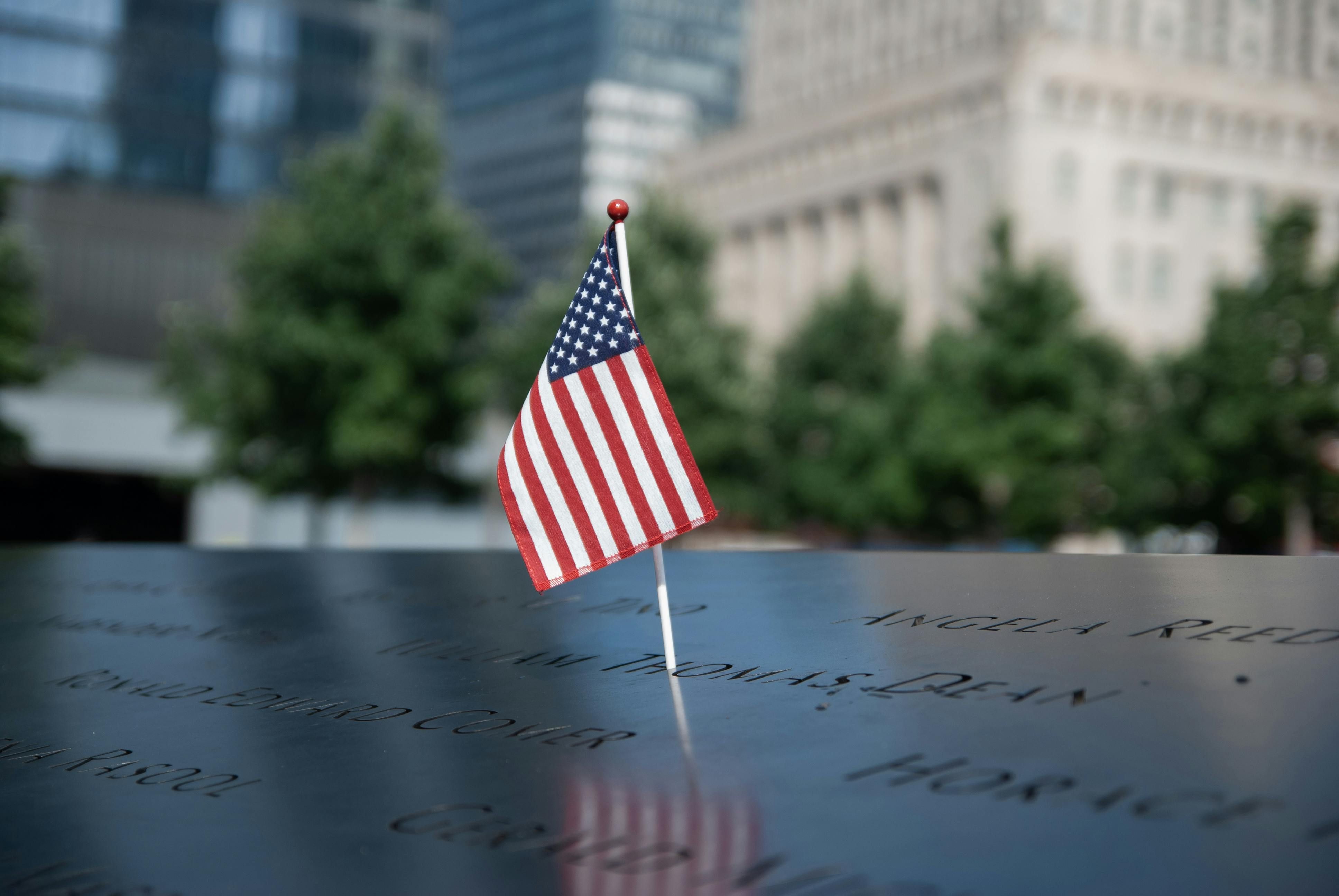 9/11 Memorial in Focus: Remembering the Attacks and…