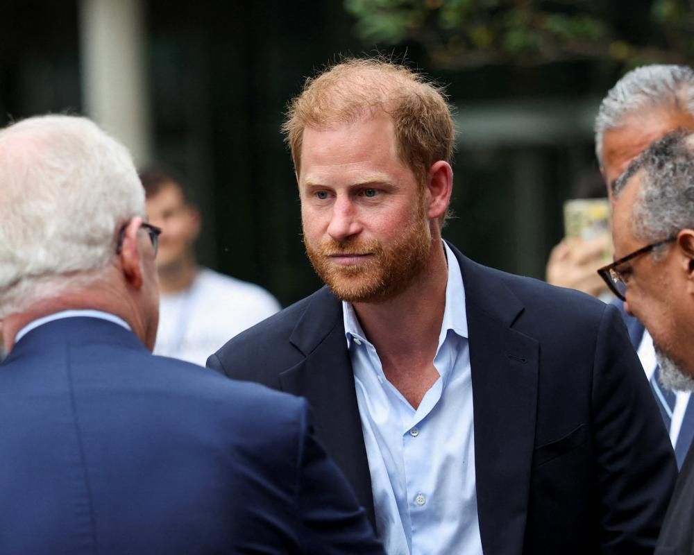 Prince Harry visits King Charles in first face-to-face…