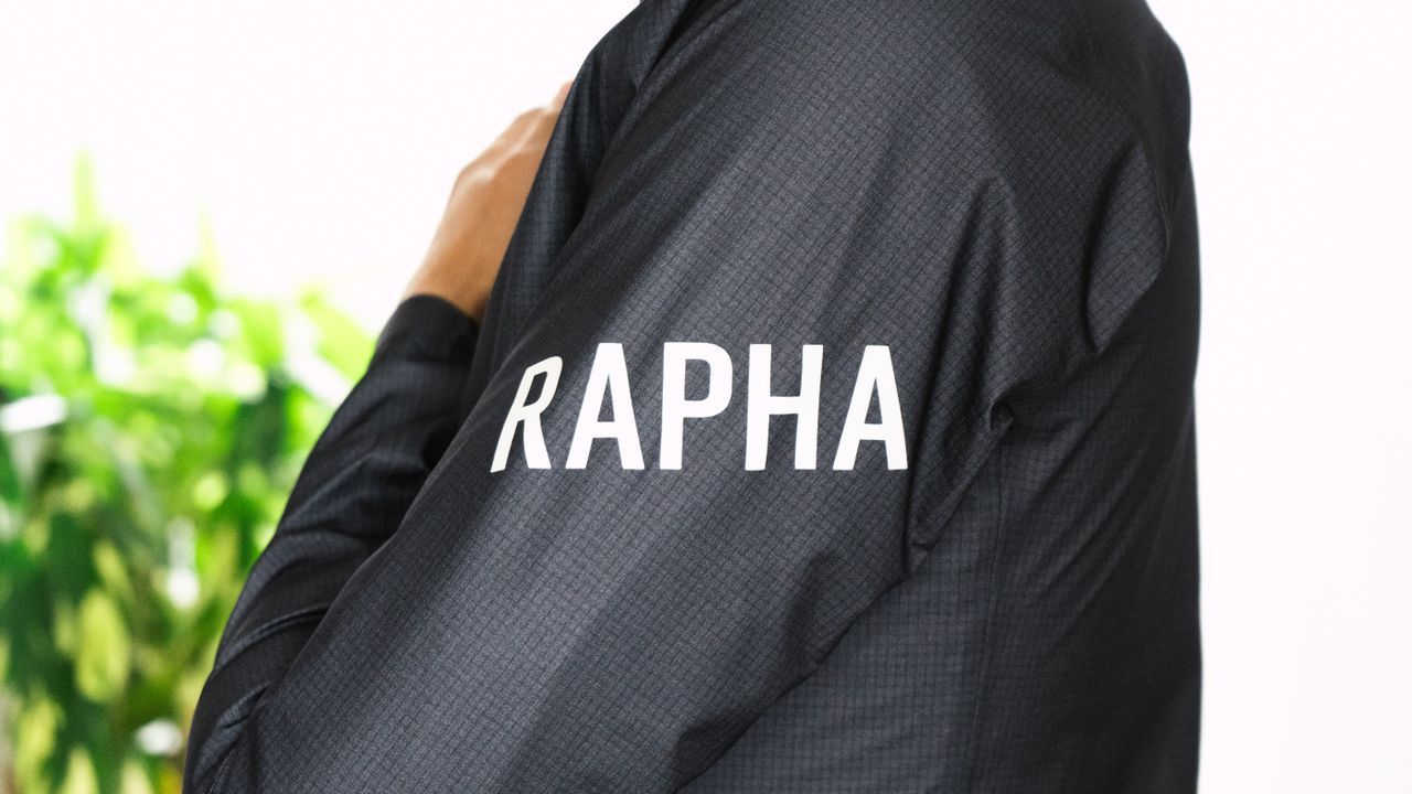 Rapha Pro Team Gore-Tex Lightweight Rain Jacket…
