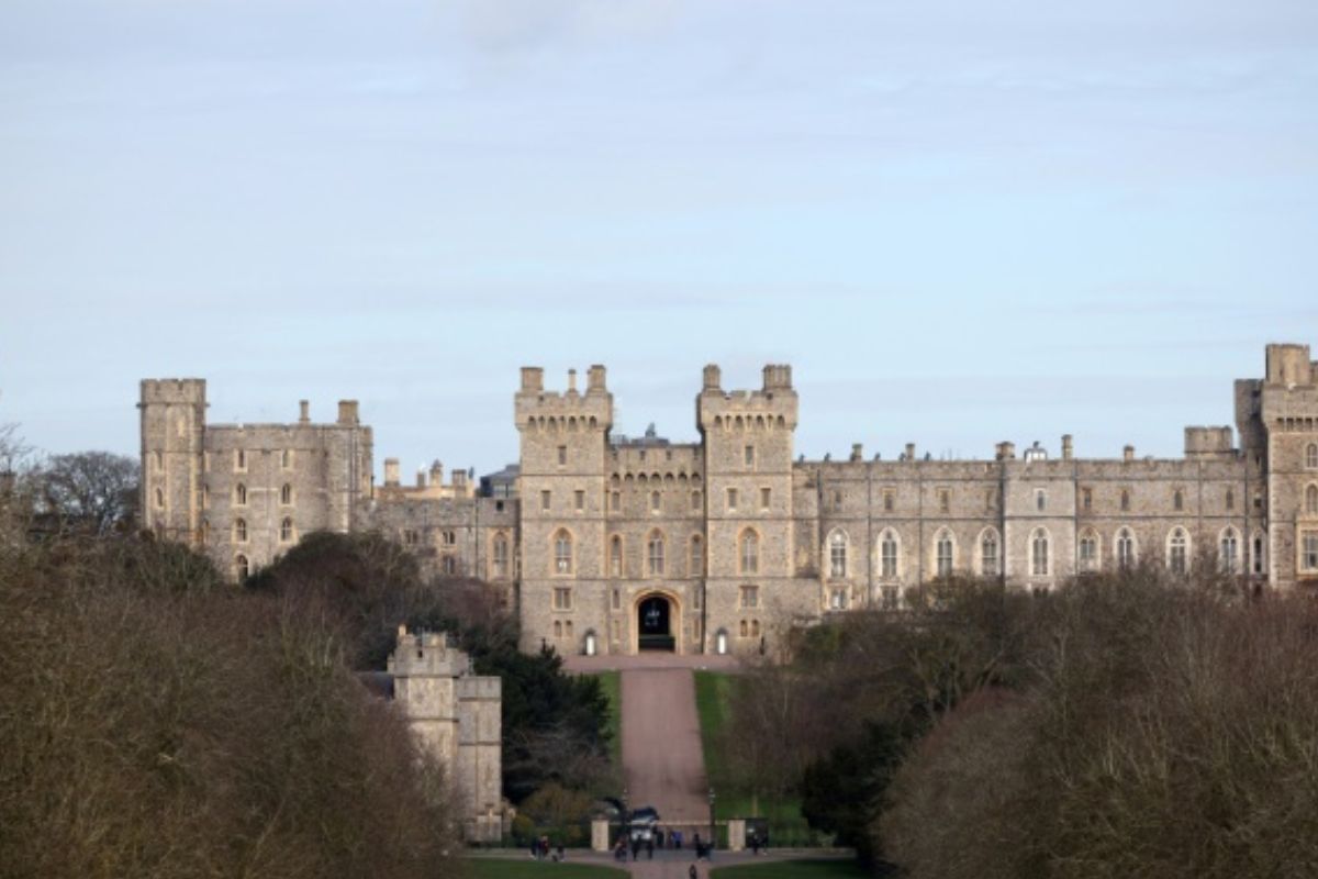 Trump's UK Visit Met With Castle Projection Arrests…