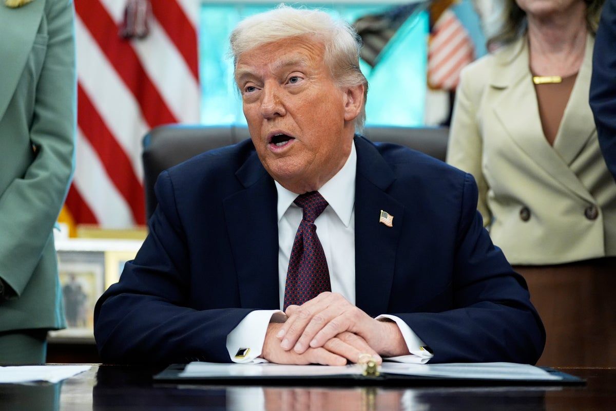 Donald Trump accuses journalist of ‘hurting Australia’…