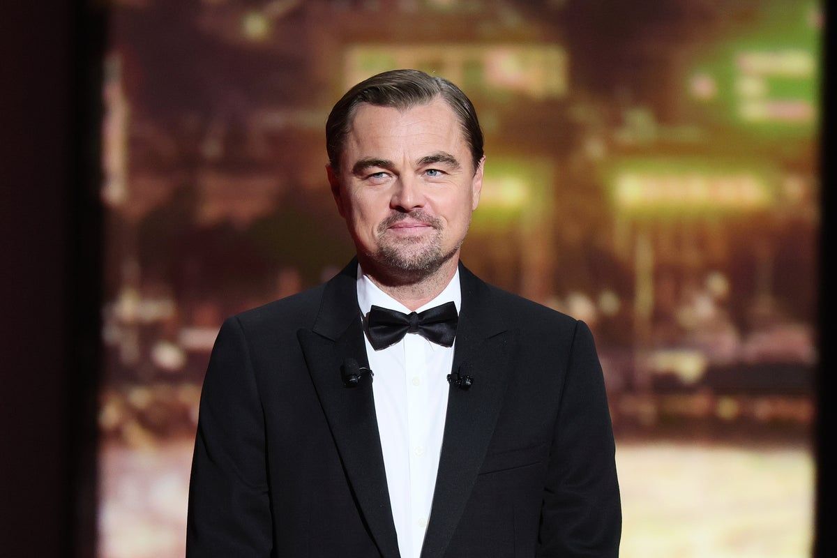 Leonardo DiCaprio praises ‘hero’ Robert Redford after…