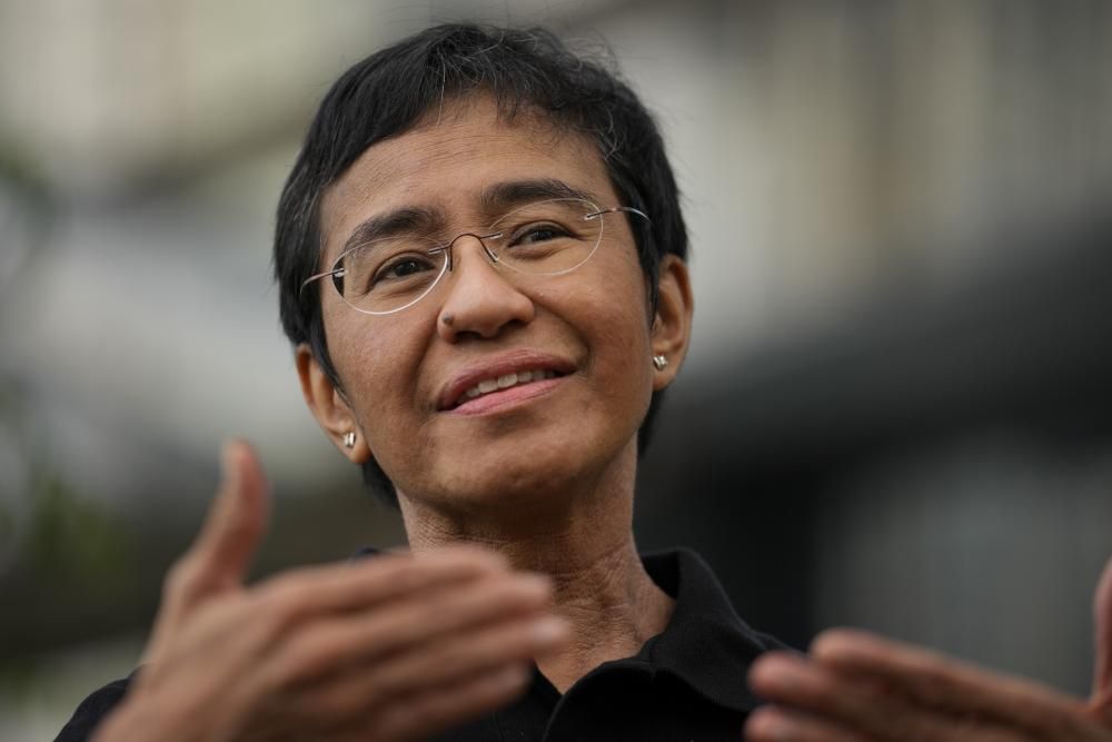 Maria Ressa tells Jon Stewart Americans are ‘deer in…