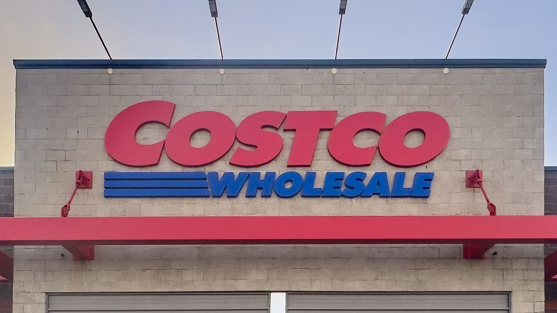 5 Fall Items To Get at Costco That Cost Way More at…