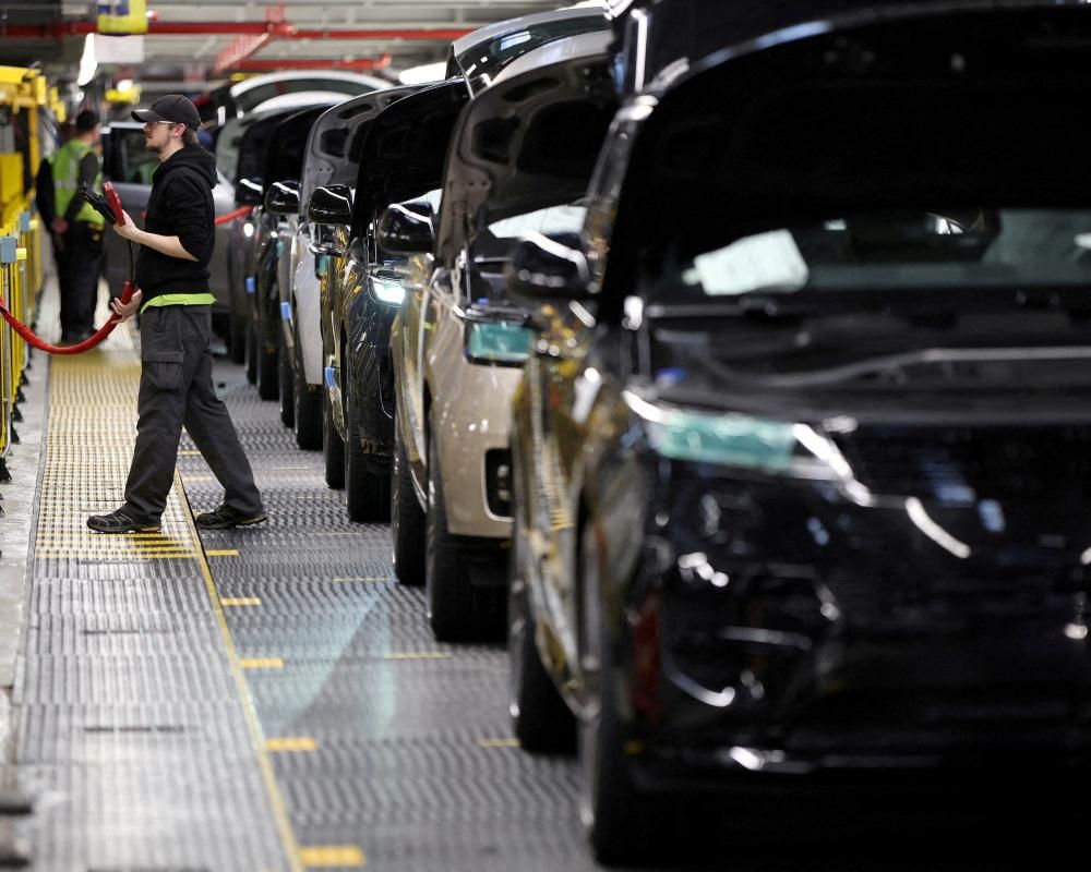 Government looks at buying up Jaguar Land Rover parts…
