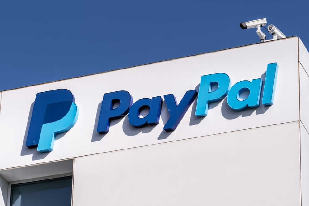 PayPal Partners with Blue Owl. Is PYPL Stock Poised…