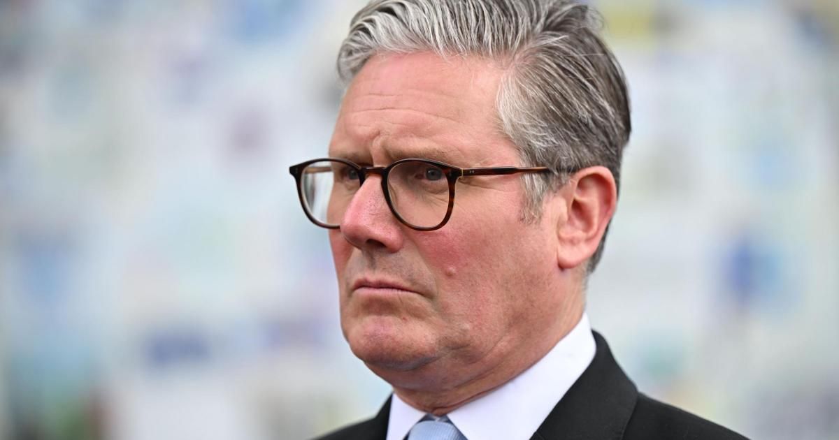 Labour chaos continues as senior aide quits Downing…