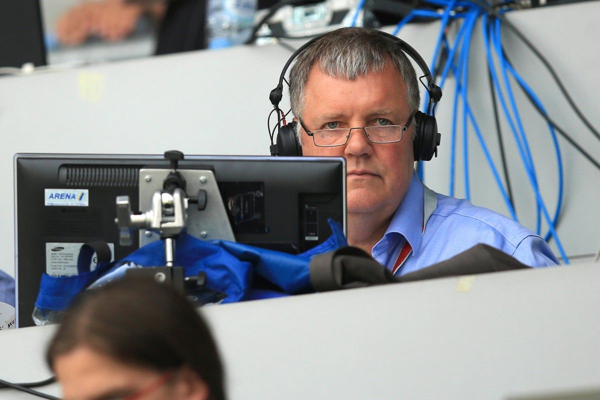 Clive Tyldesley singles out BBC football commentator…