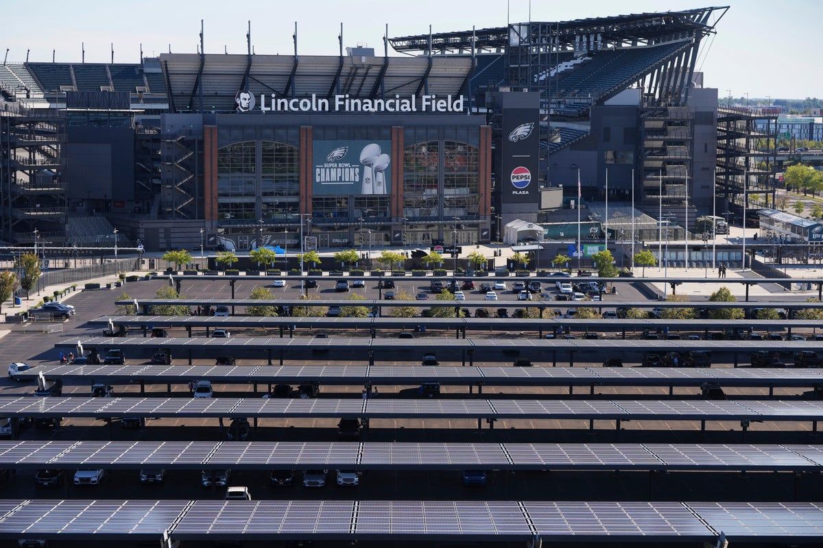 From composting to solar panels, NFL stadiums are…