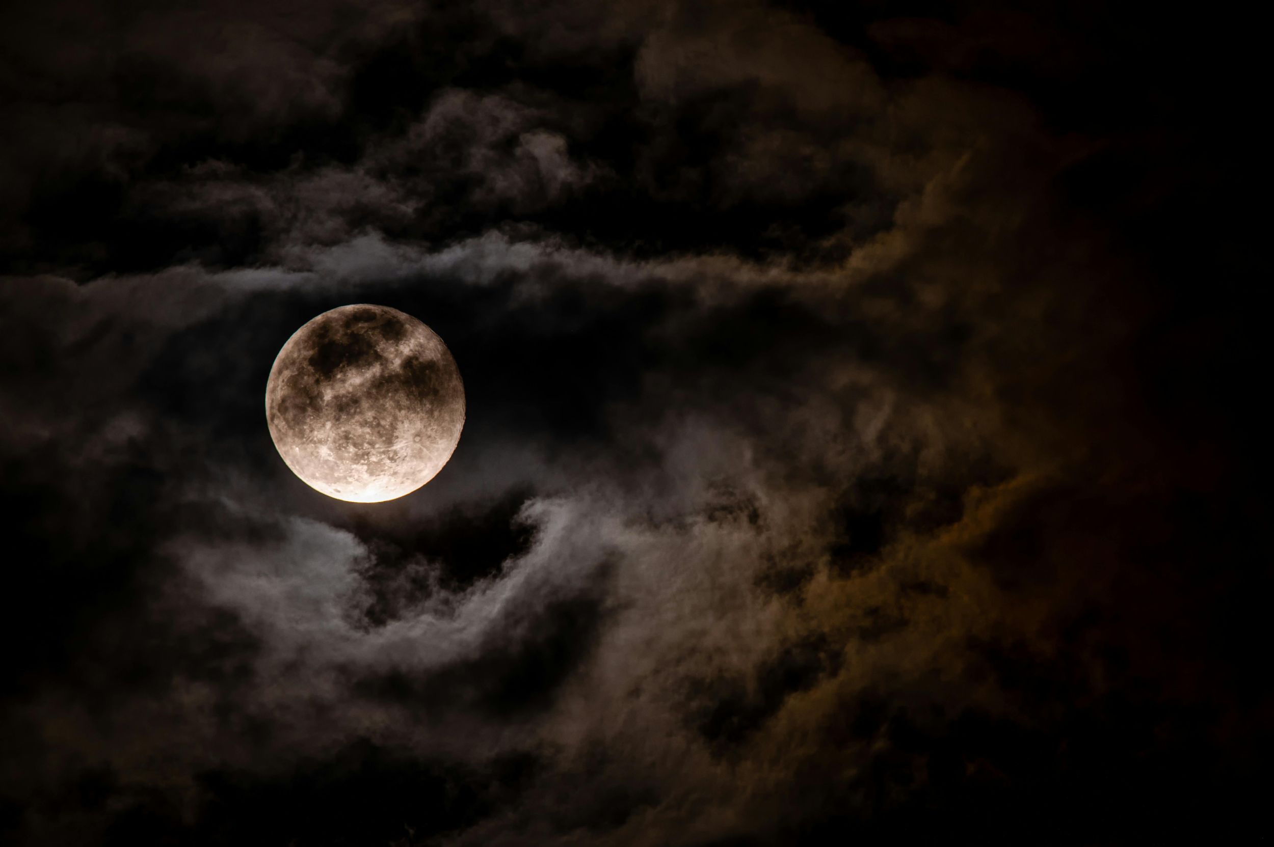 Full Moon October 2025: Exact Time, Best Viewing, and…