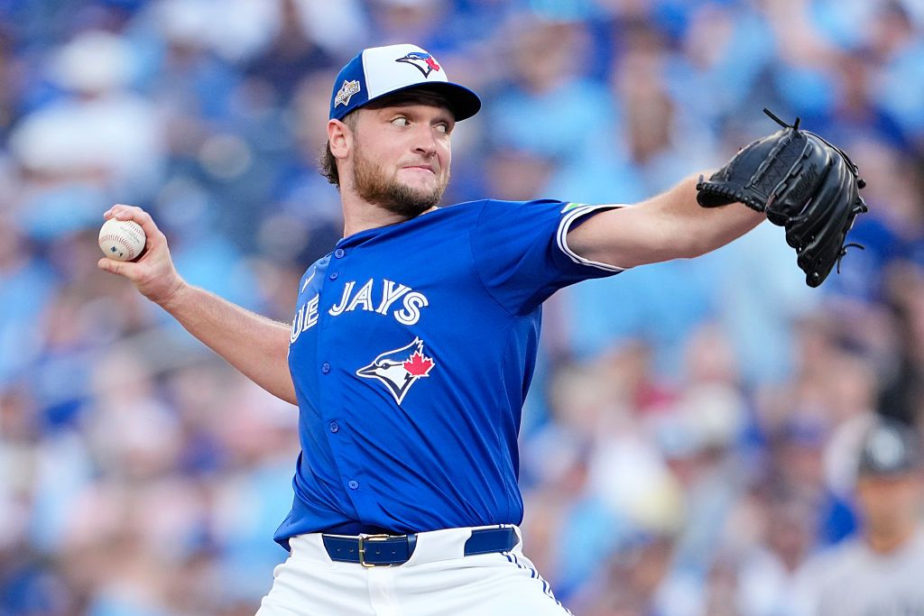 Trey Yesavage Dominates Yankees as Blue Jays Take…