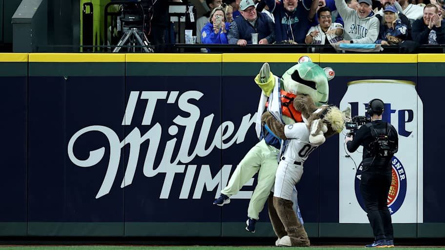 Sports Illustrated - How Humpy the Salmon’s Historic…