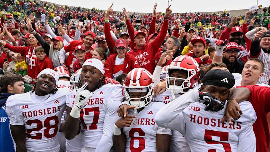 Sports Illustrated - Indiana Stuns No. 3 Oregon in…