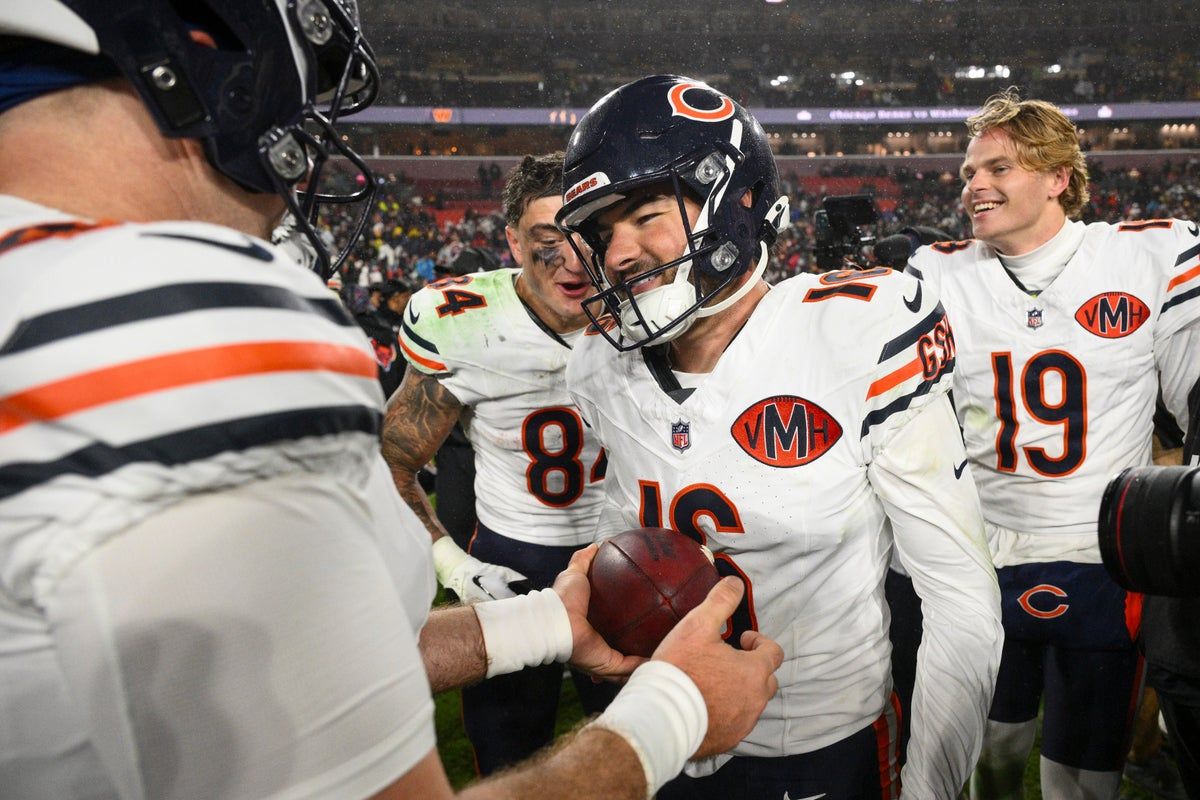 Bears edge past Commanders thanks to new kicker with a…