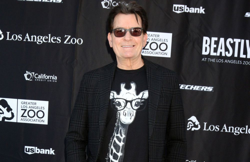 Charlie Sheen recalls gifting 'joke' cheque to Denise…
