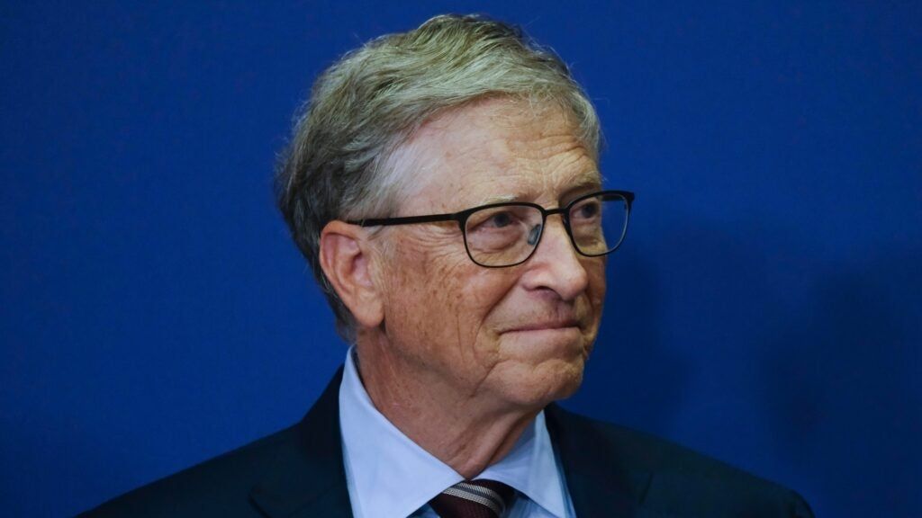 Bill Gates 'Lost A Fortune' Shorting Tesla Amid…